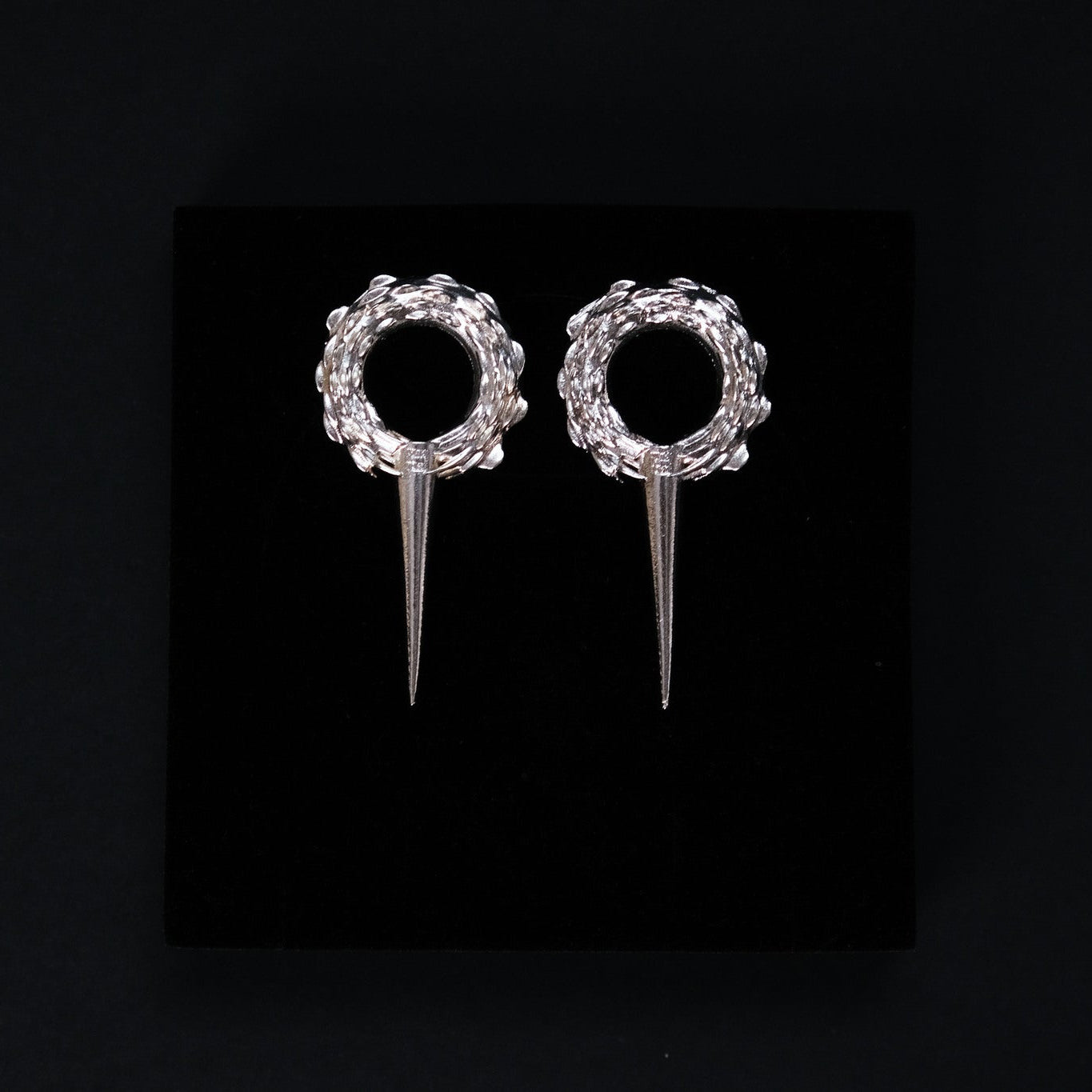 Bud Earring – HUMAN OBJECTS